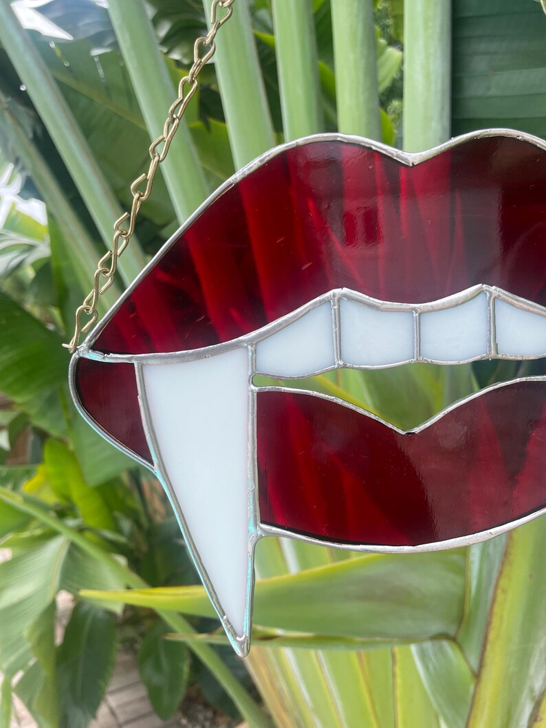 Stained Glass Vampire Lips, Halloween Stained Glass, Vintage Pink ...