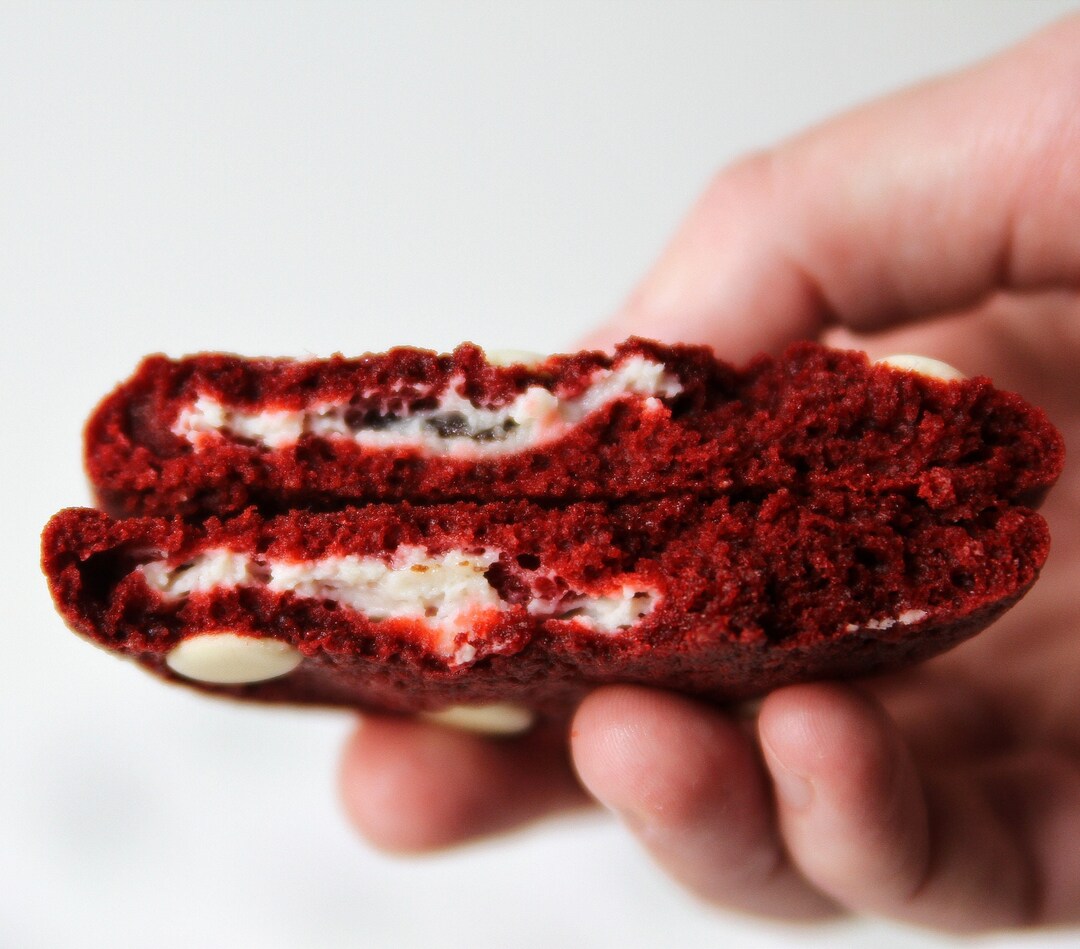 Red Velvet Double Filling Cookie Recipe | Gourmet Cookie Recipe ...