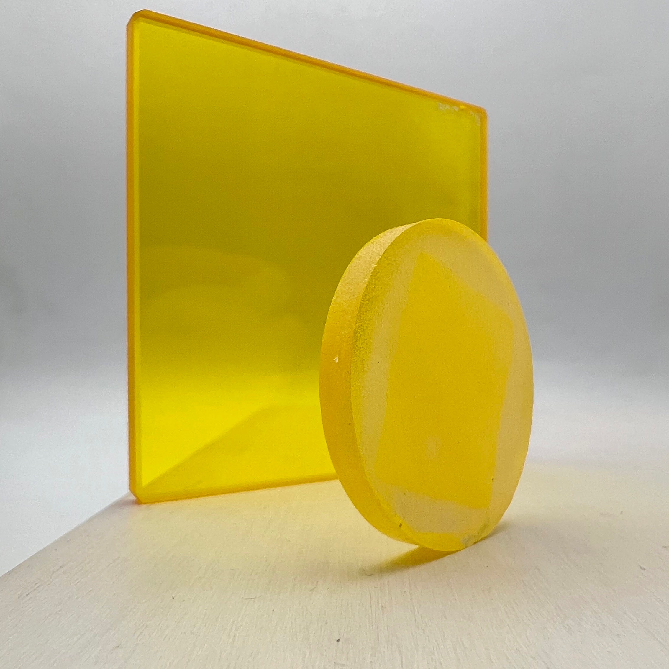 Round Shape Yellow Optic Glass GLOWS Orange Under UV Light, Vibrant ...