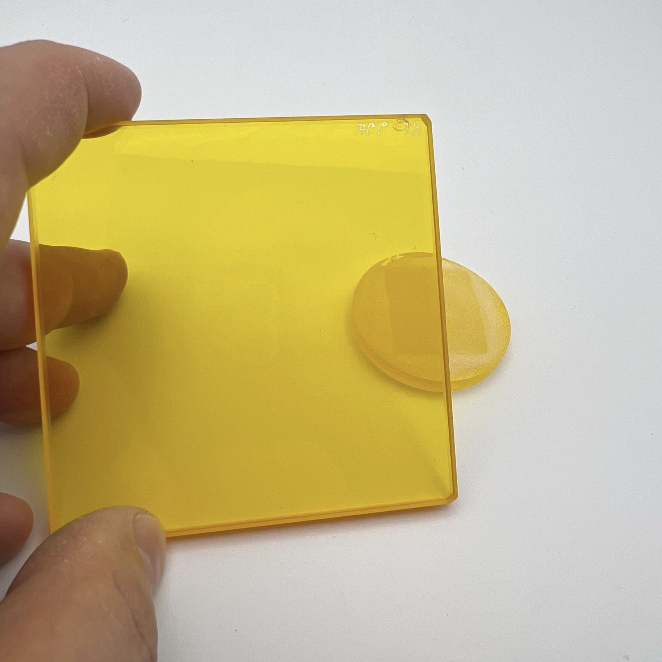 Round Shape Yellow Optic Glass - GLOWS Orange Under UV Light, Vibrant ...