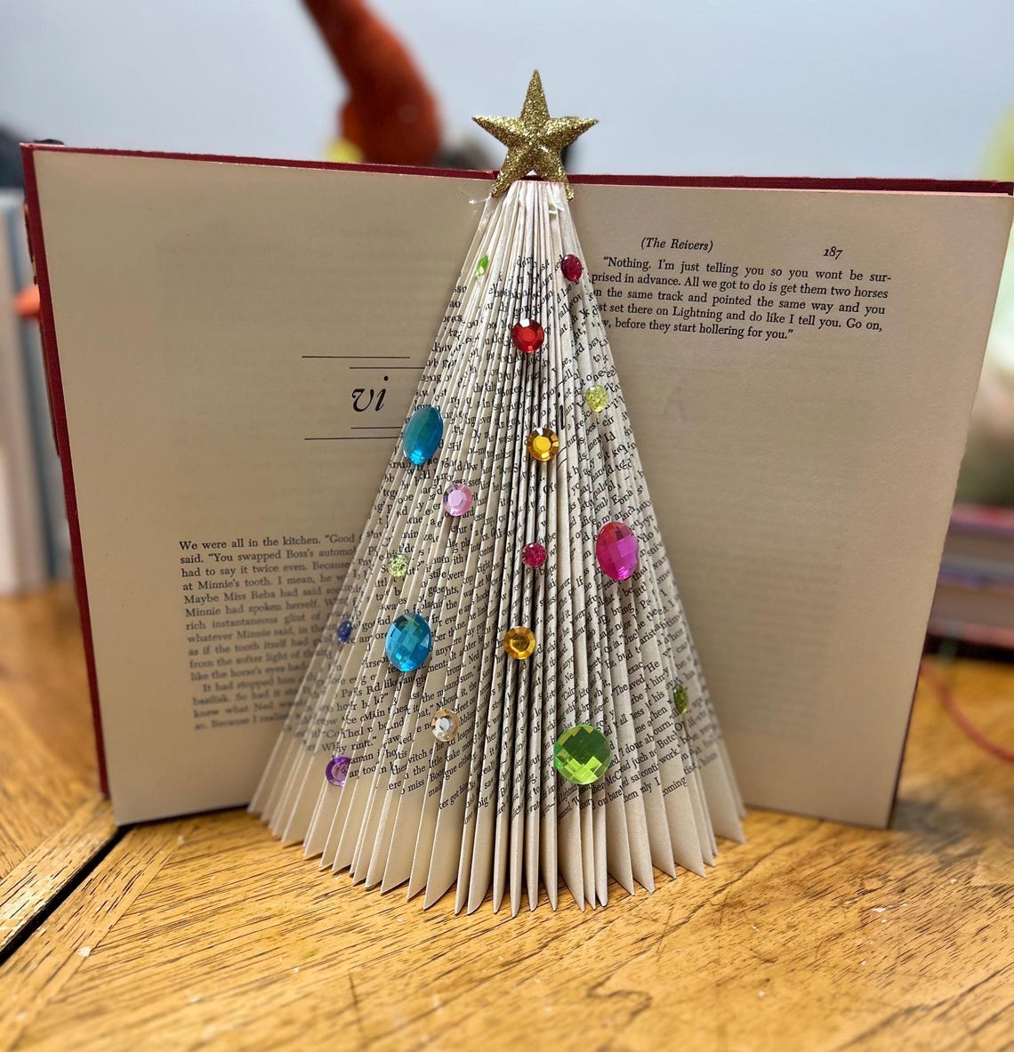 Handcrafted Christmas Tree Folded Book Art, Made With Hardback Preloved ...