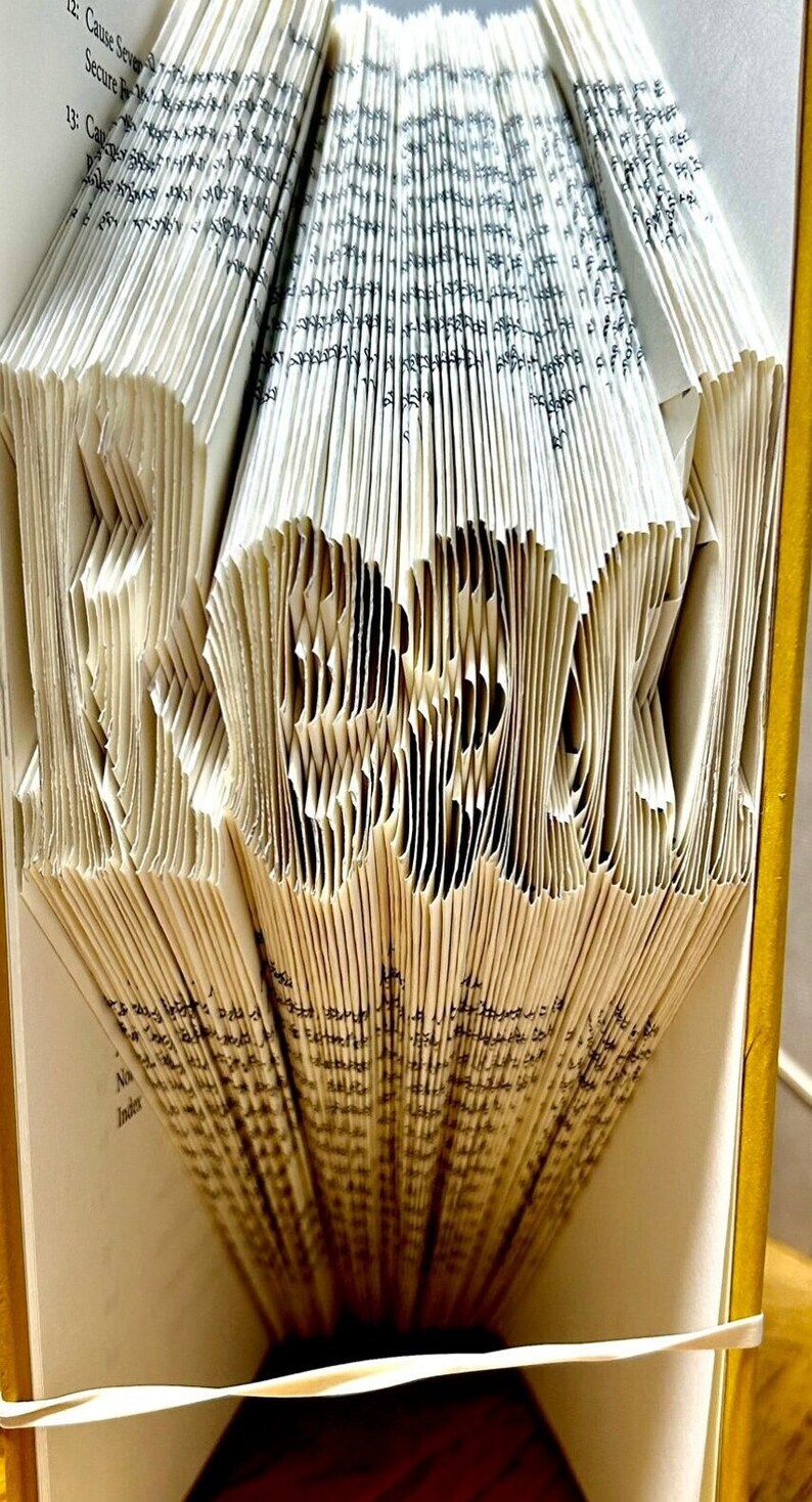 Read Folded Book Art, Handcrafted With Preloved Books, for Readers ...