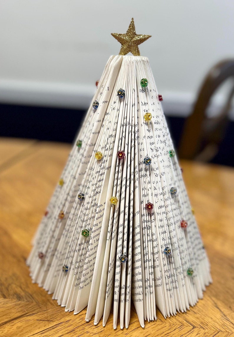 Handcrafted Christmas Tree Folded Book Art, Made With Preloved Books - Etsy