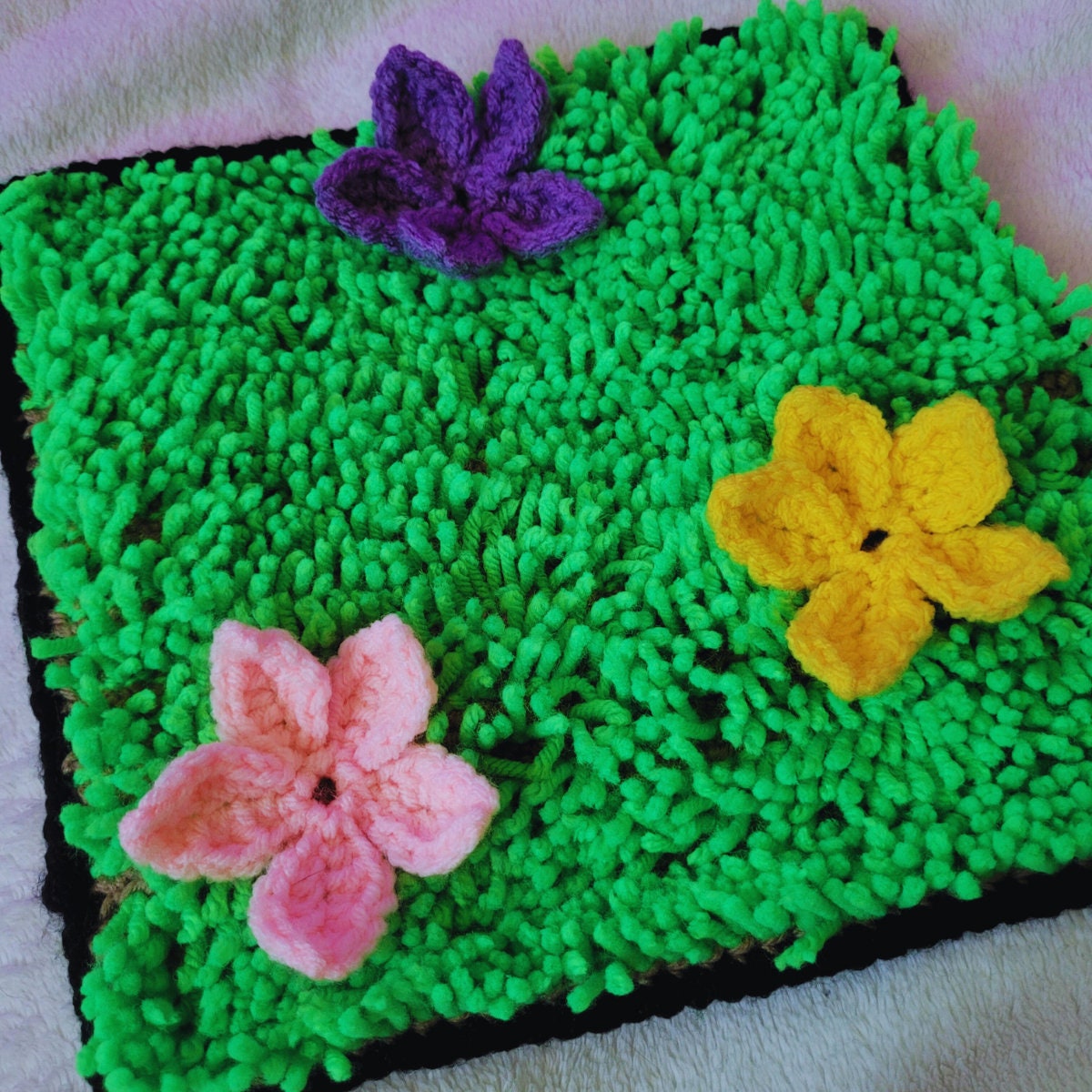Crochet Snuffle Mat PATTERN: Flower Garden Design - Etsy