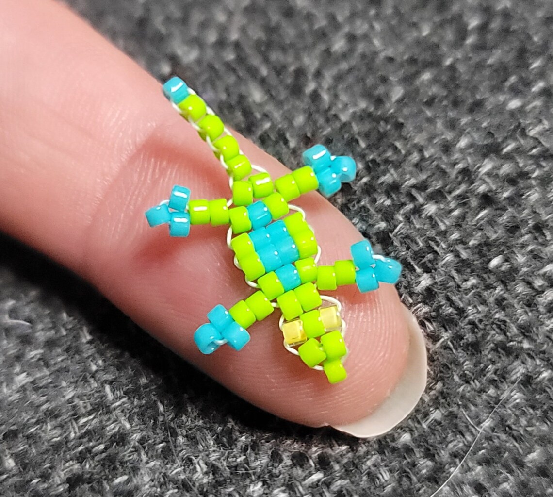 Tiny 90's Bead Lizard - Etsy