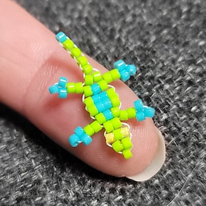 Tiny 90's Bead Lizard - Etsy