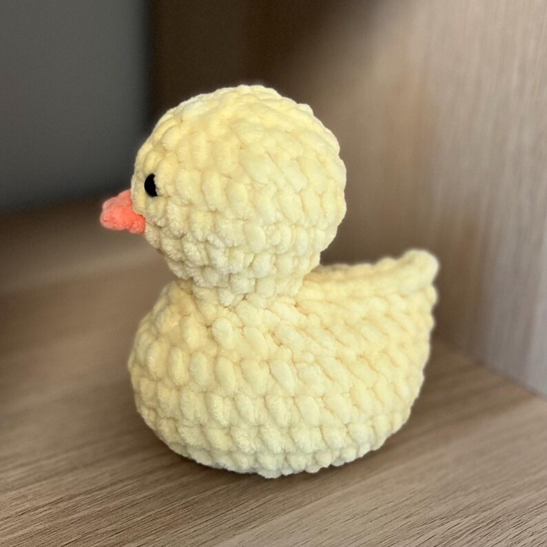 NO-SEW Crochet Pattern: Ruby the Rubber Duck - Etsy