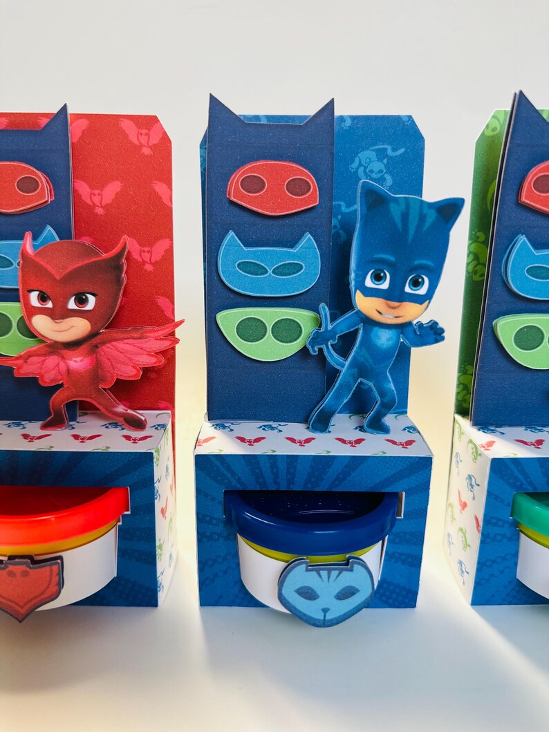 Cut File Box Template | Kids Party Favor Birthday Decoration (SVG PDF ...