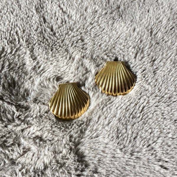 Seashell Earrings - Etsy