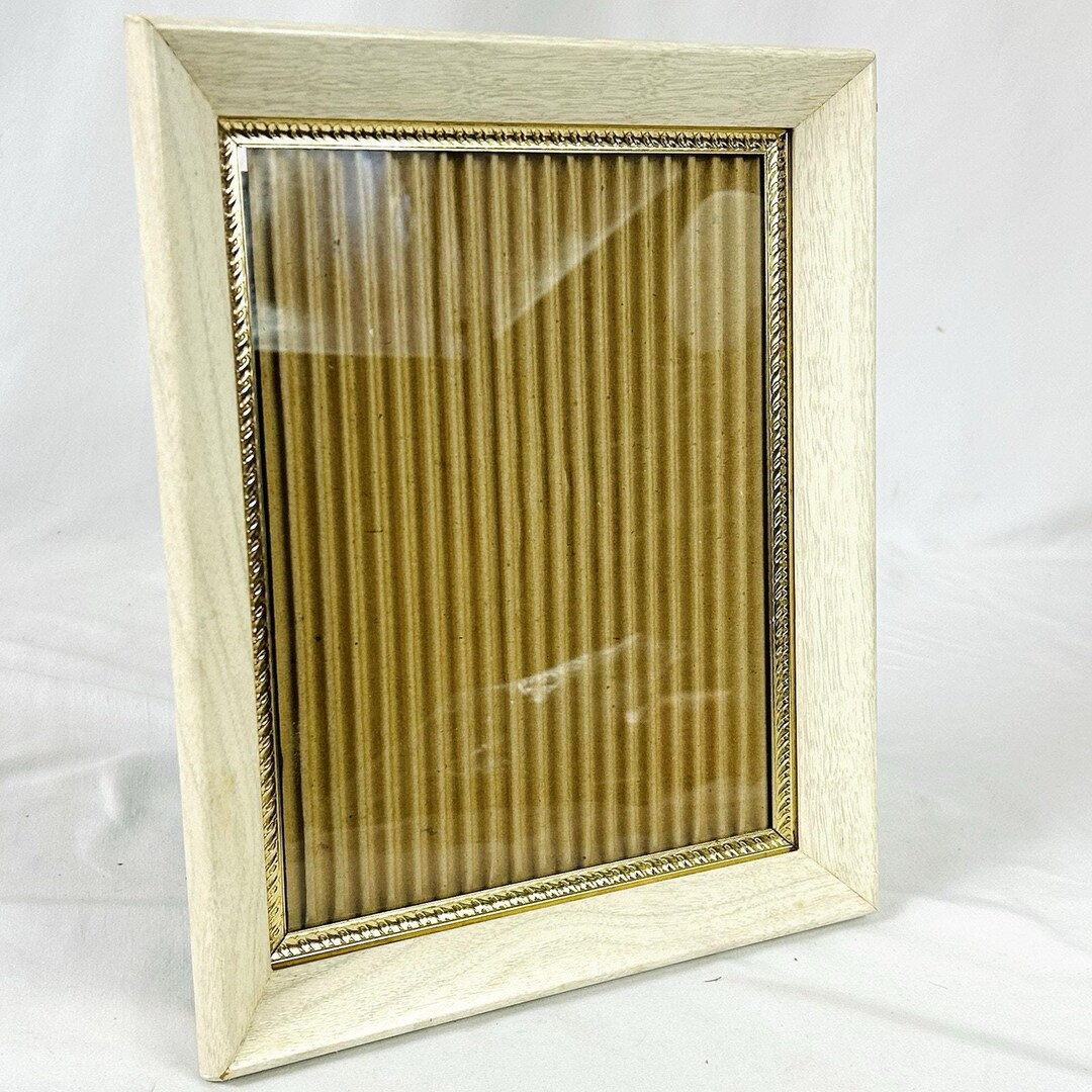 Vtg MCM Whitewashed Wood Picture Frame With Gold Trim 8x10 Easel Back ...