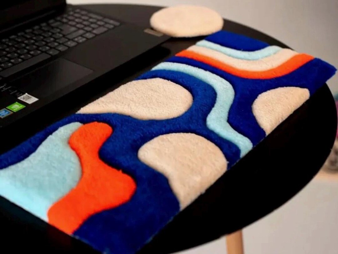 Hand-tufted Keyboard Rug | Wool Gamer Room Decor (0.6x18 Inches) - Etsy