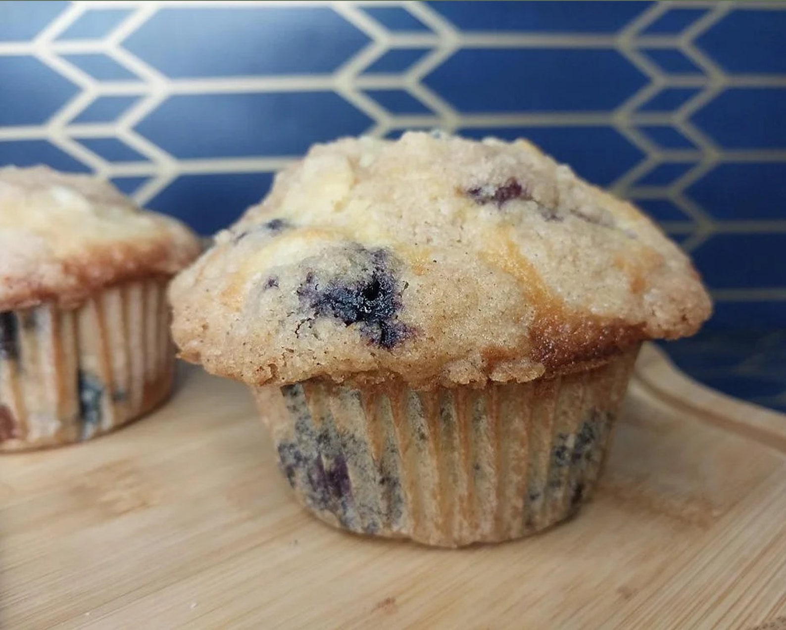 Cinnamon Crumb Blueberry Muffin - Etsy