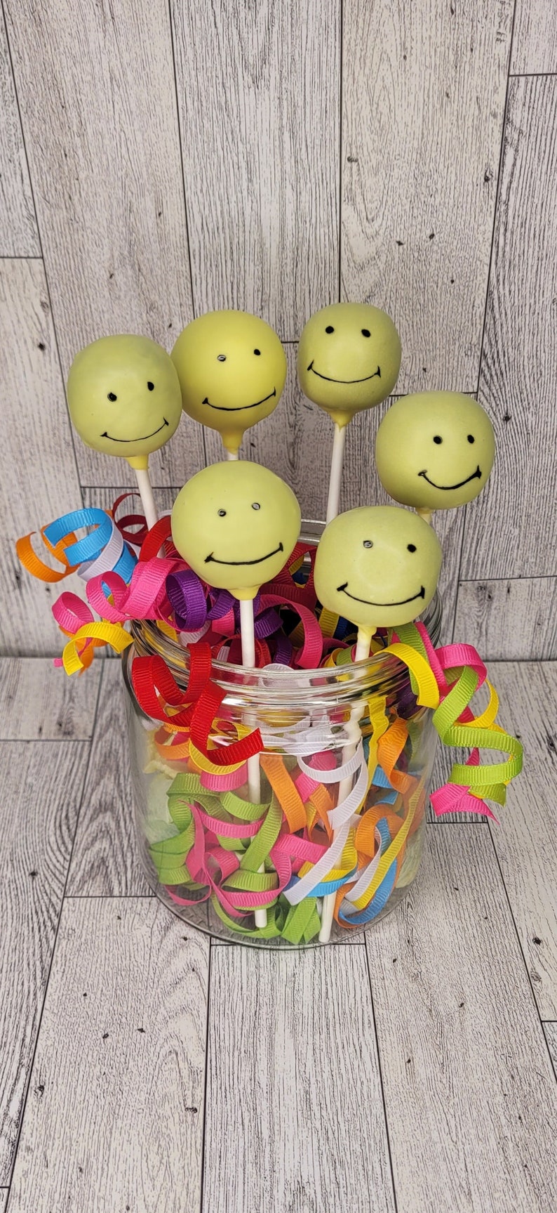Smile Cake Pops (6) Dye Free - Etsy
