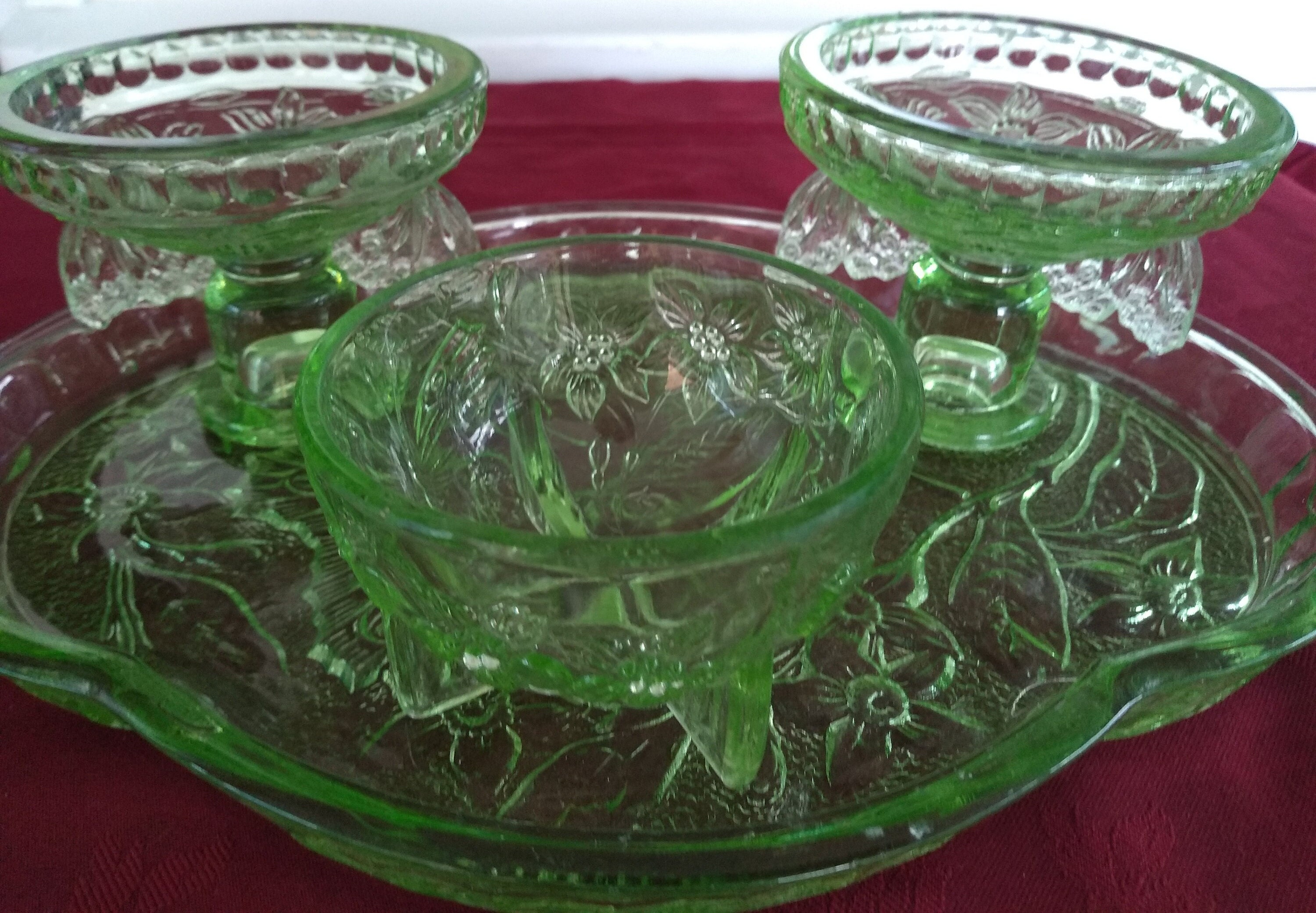 Vintage Green Glass Dressing Table Trinket Set Daffodil & Butterfly ...