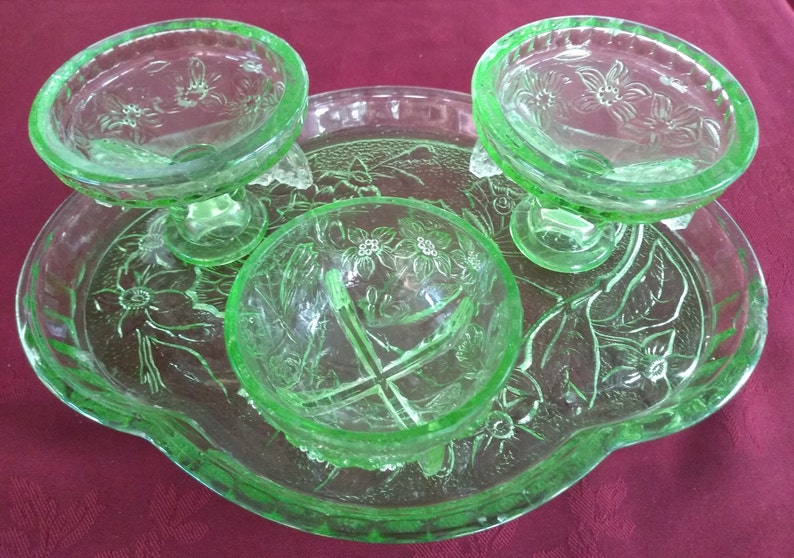 Vintage Green Glass Dressing Table Trinket Set Daffodil & Butterfly ...