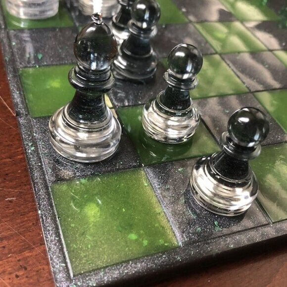 Handmade Resin Chess Set Space Alien - Etsy