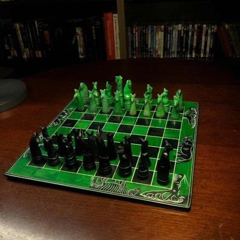 African Vintage Chess Set Green Chess Board - Etsy