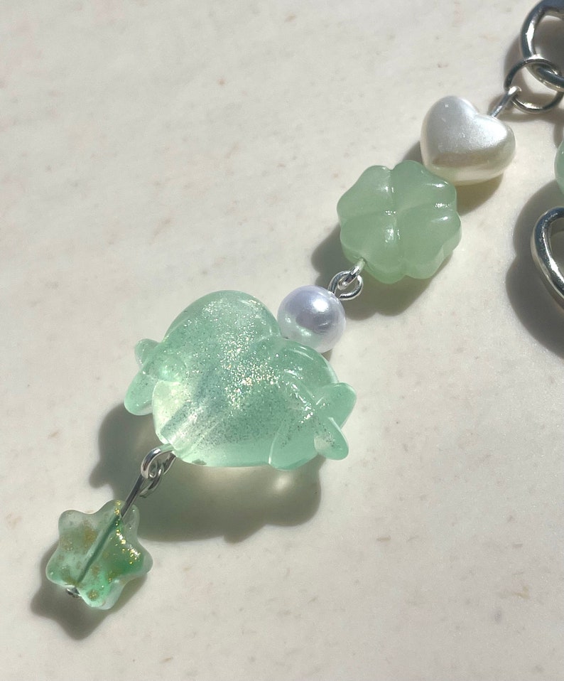 Sparkling Heart Keychain Green Aesthetic Keychain Kawaii Beaded ...