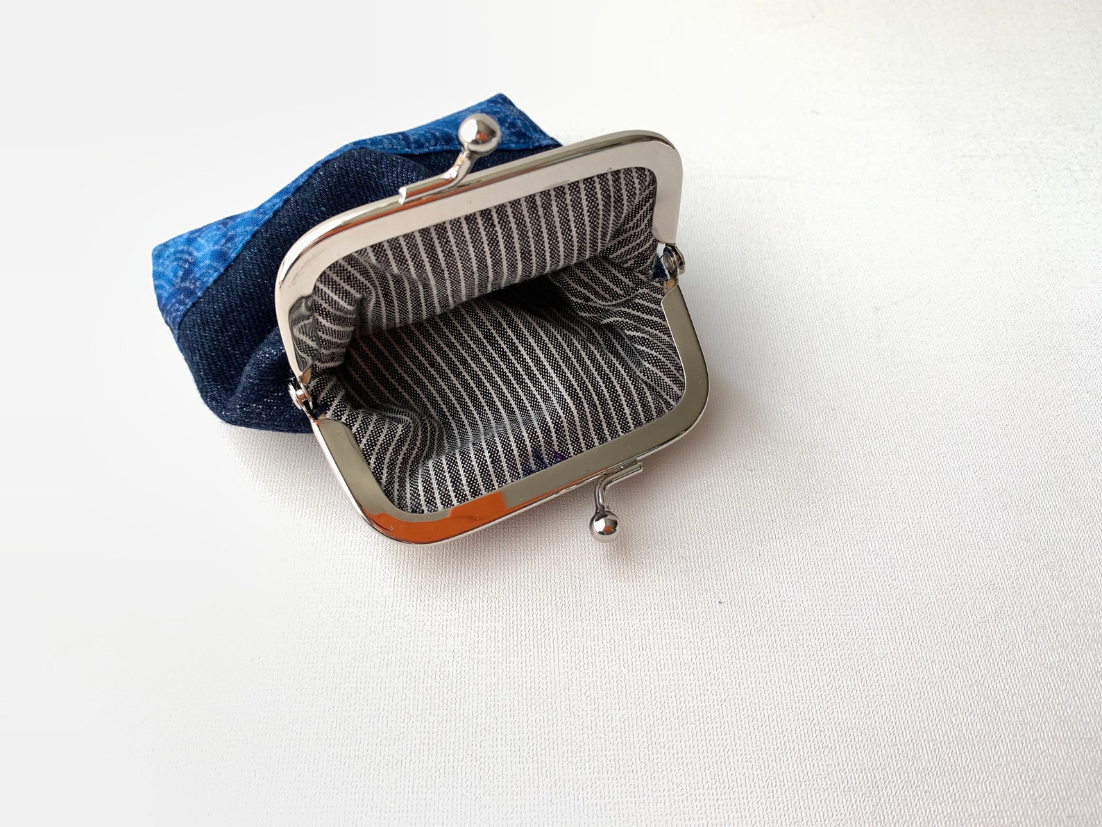 Japanese Gamaguchi, Metal Frame Coin Purse With Kamon, Japanese Kimono ...