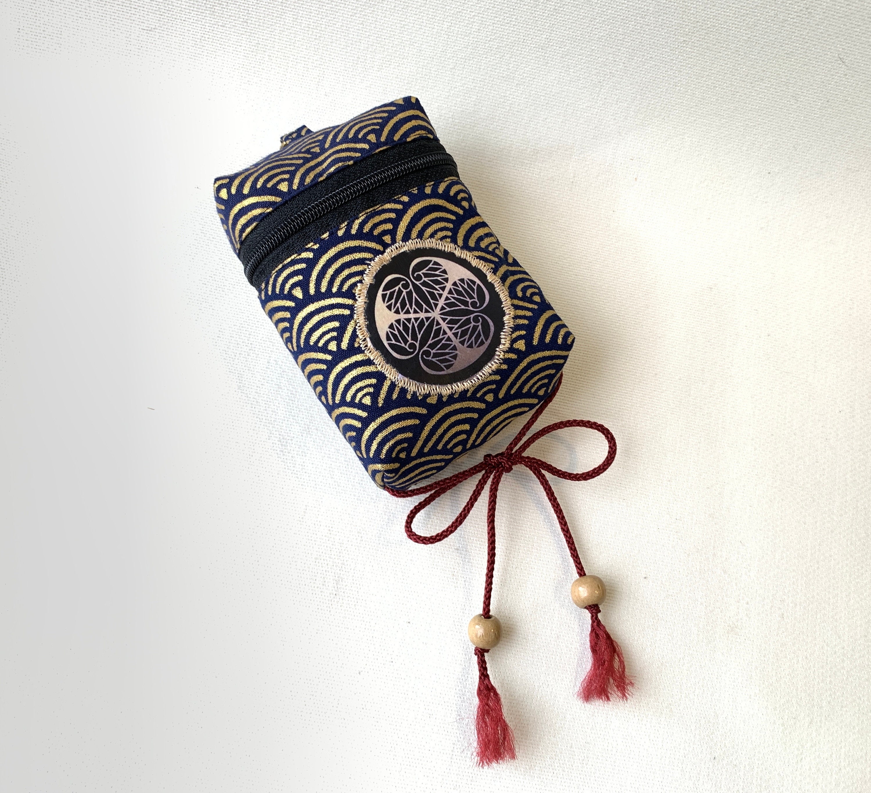 Japanese Zipper Pouch, Inro Pouch, Japanese Kimono Pattern Pouch, Kamon ...