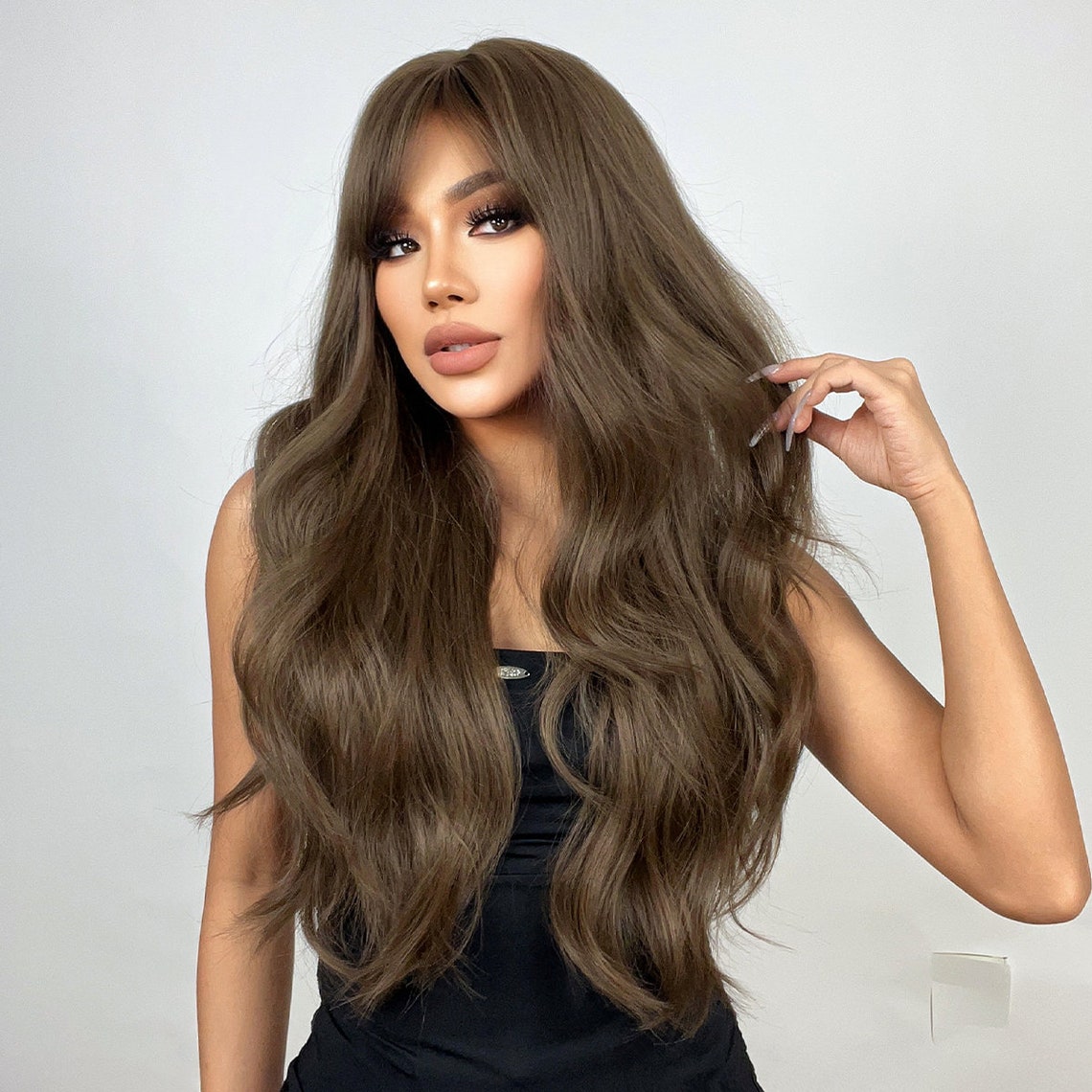 HAIRCUBE Synthetic Wigs With Bangs Long Brown Wavy Natural Hair Wigs ...