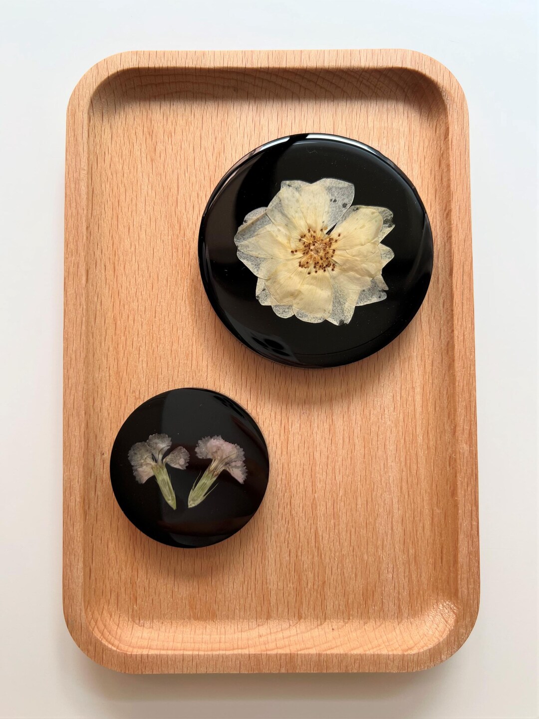Pressed Flower Resin Black Fridge Magnet, Handmade Botanical Decor ...