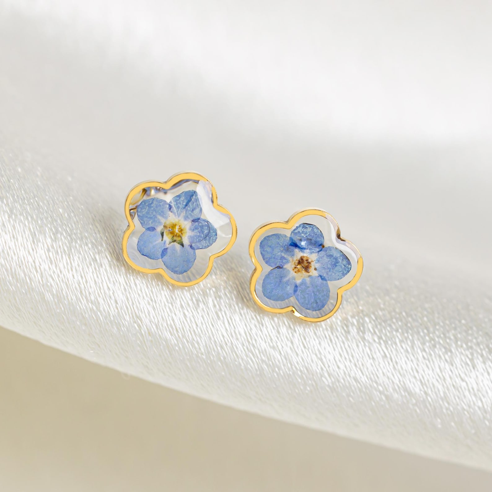 Forget-me-not Stud Earrings, Handmade Resin Forget Me Not Jewerly, BFF ...