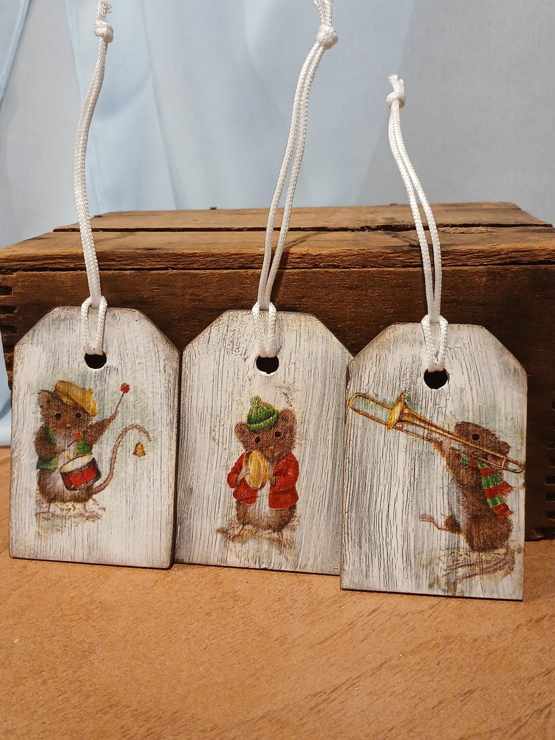 Gift Tags! Wood Style Gift Tags With a Reuseable Feature. Decoupage ...