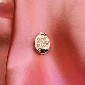 Personalized 14k Solid Gold Oval Photo Locket Medallion Necklace ...