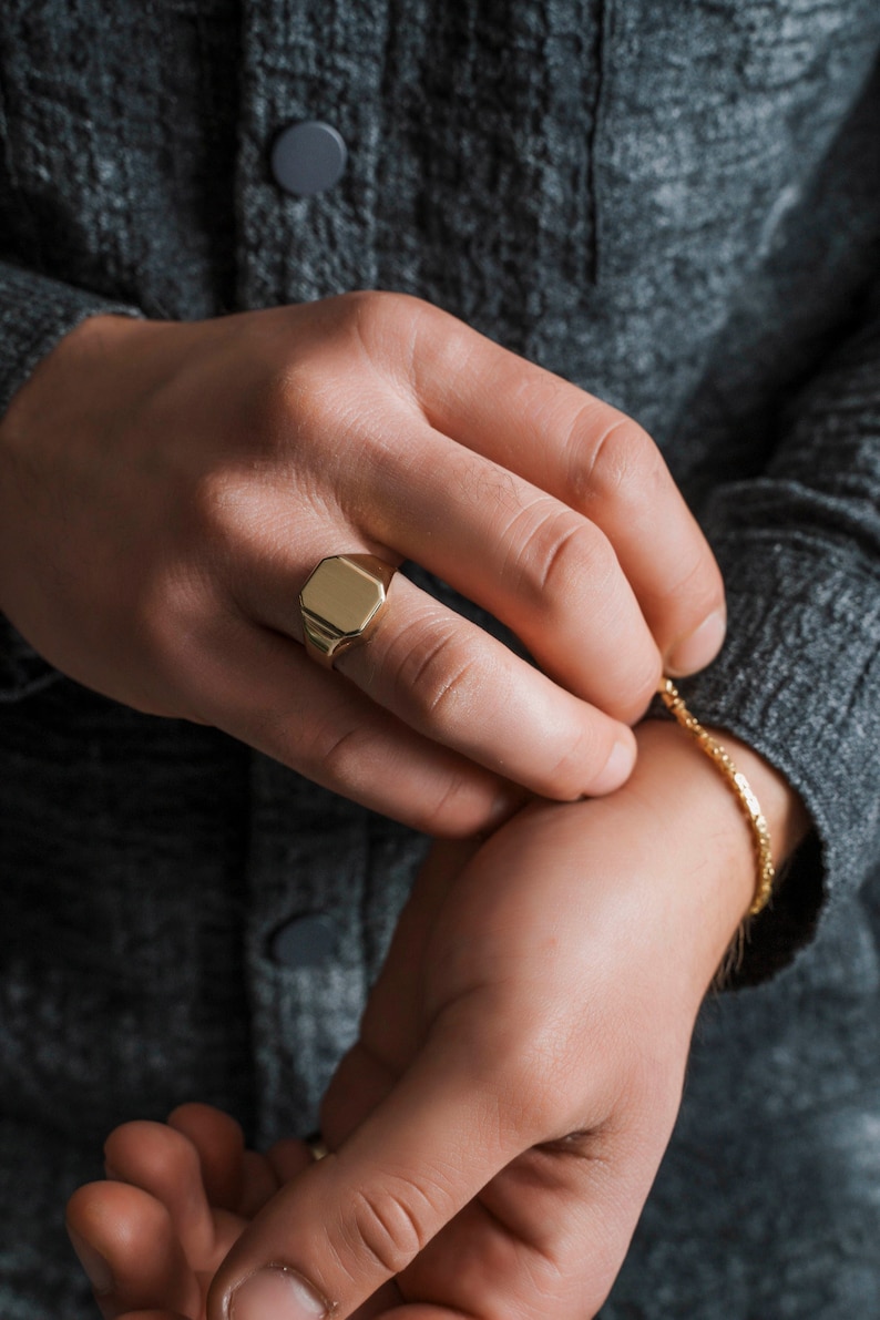 Personalized Gold Signet Ring for Men , 14k Solid Gold Rectangle Engravable Stamp Monogram Ring ...