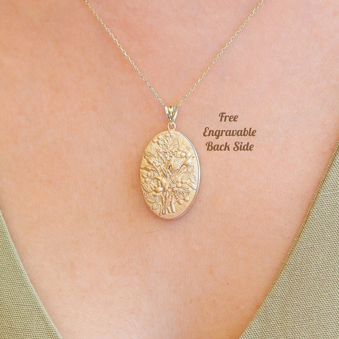 Personalized Engravable Photo Locket Necklace , 14k Solid Gold Embossed ...