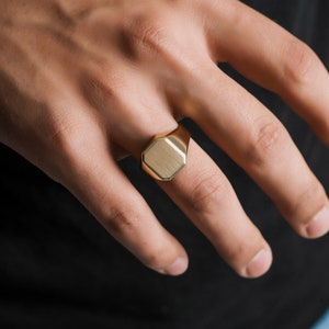 Personalized Gold Signet Ring for Men , 14k Solid Gold Rectangle ...