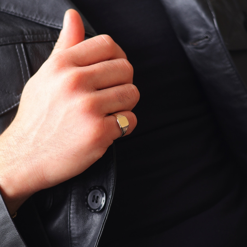 Gold Custom Engraved Signet Ring , 14k Solid Gold Personalized Pinky ...