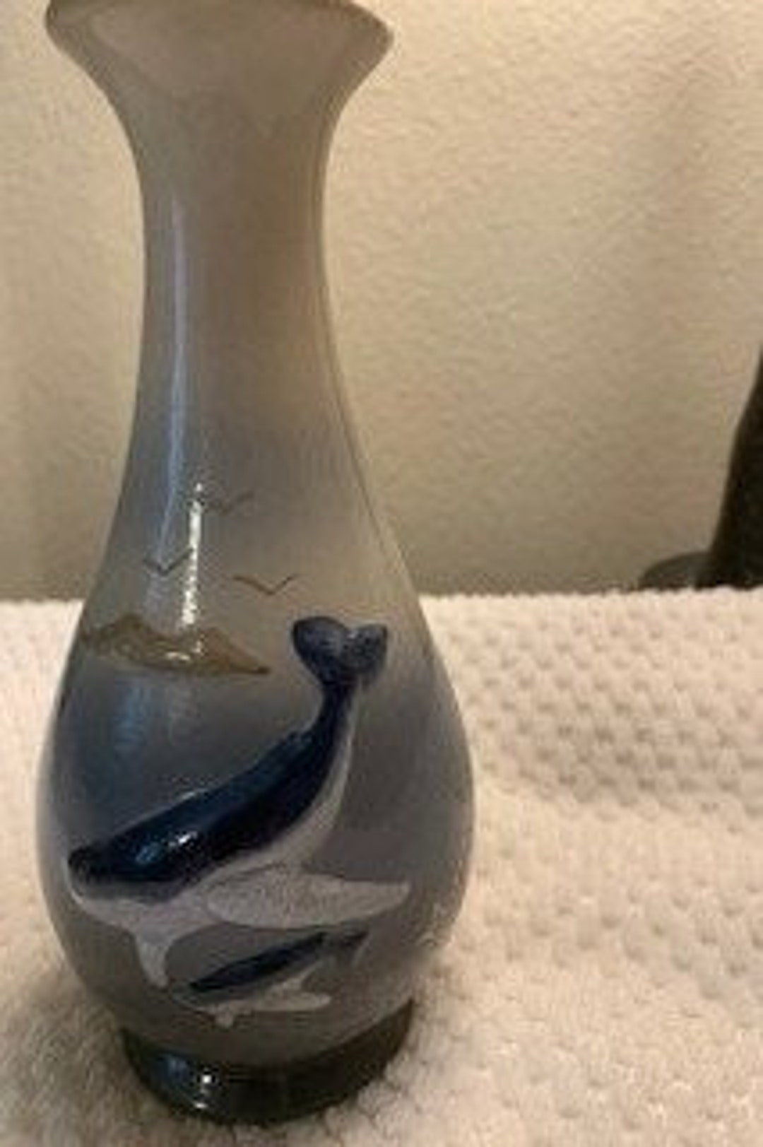 Ceramic Flower Vase With Orca Whale & Her Baby, Background of Mountains ...