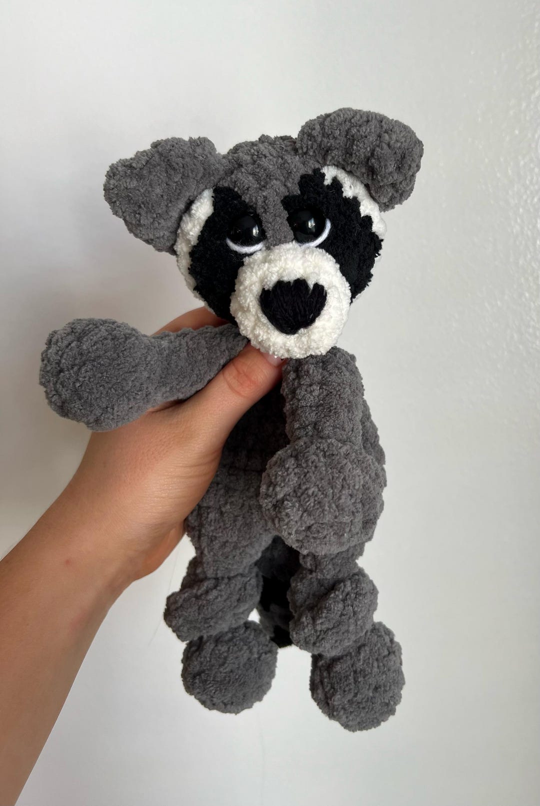 Gizmo the Raccoon Crochet Pattern - Etsy