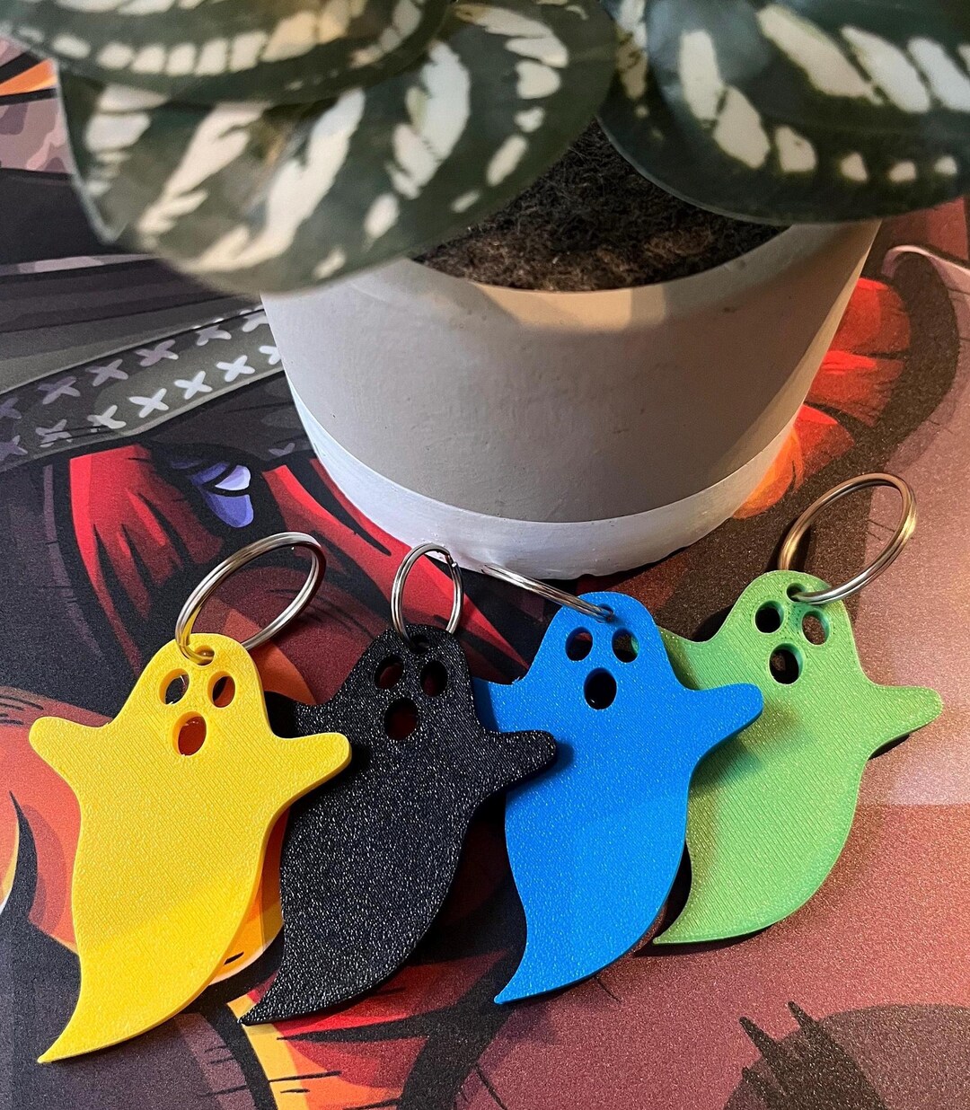 3D Printed Spooky Ghost Keyring - Etsy UK