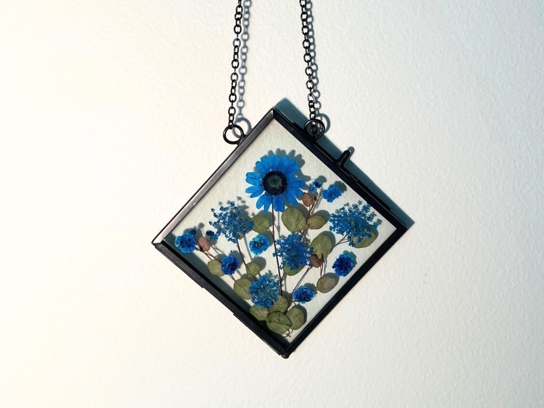 Handmade Pressed Flower 3x3 Suncatcher, Blue Flowers, Herbarium Frame ...