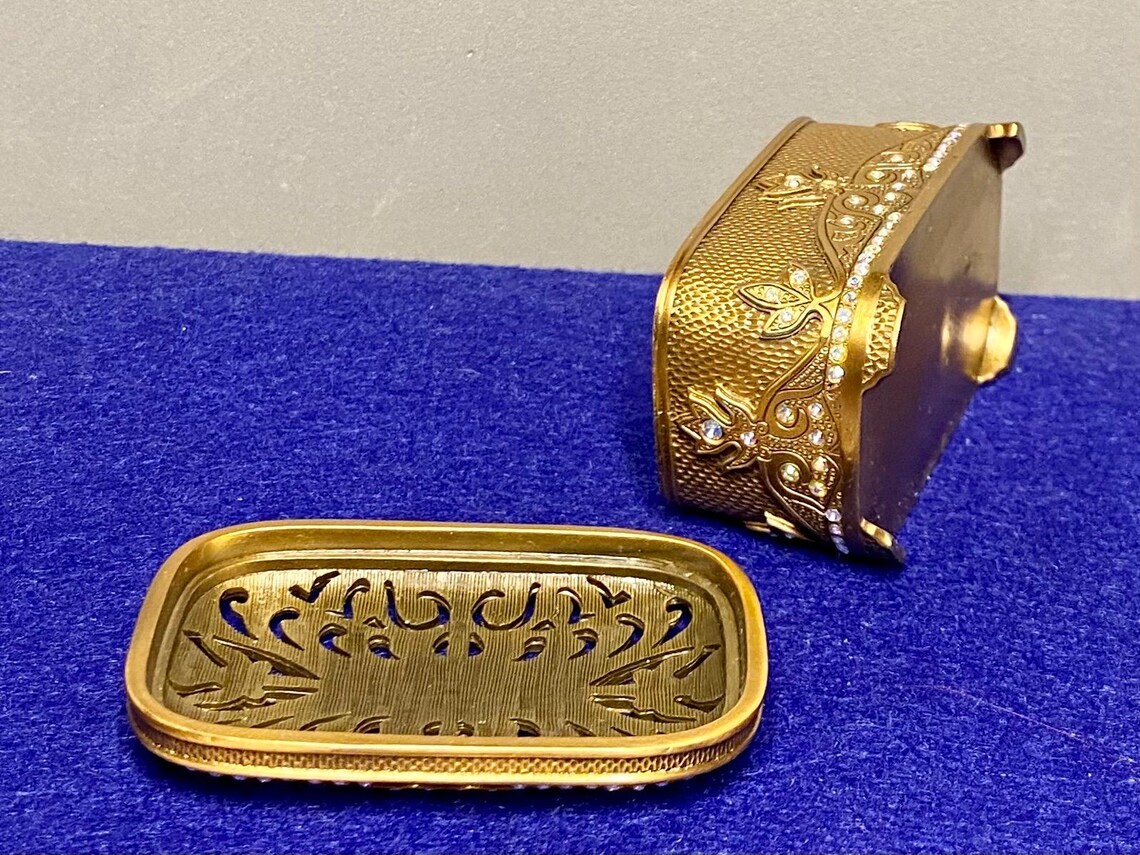 Edgar Berebi Limited Edition Claudia Enamel Jeweled Trinket Pill ...