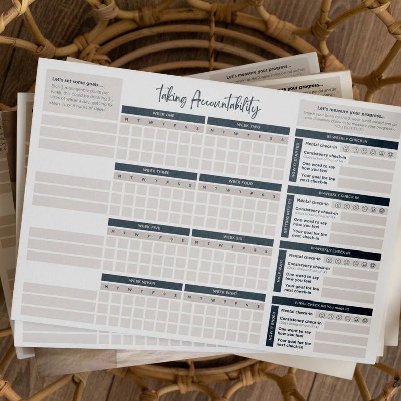 TAKING ACCOUNTABILITY Tracking Sheet - Stay on Track and Reach Your ...