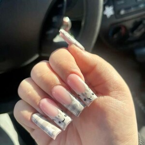 Pusheen Cat Press on Nails Set/ Reusable/ Luxury/ Wearable Art - Etsy