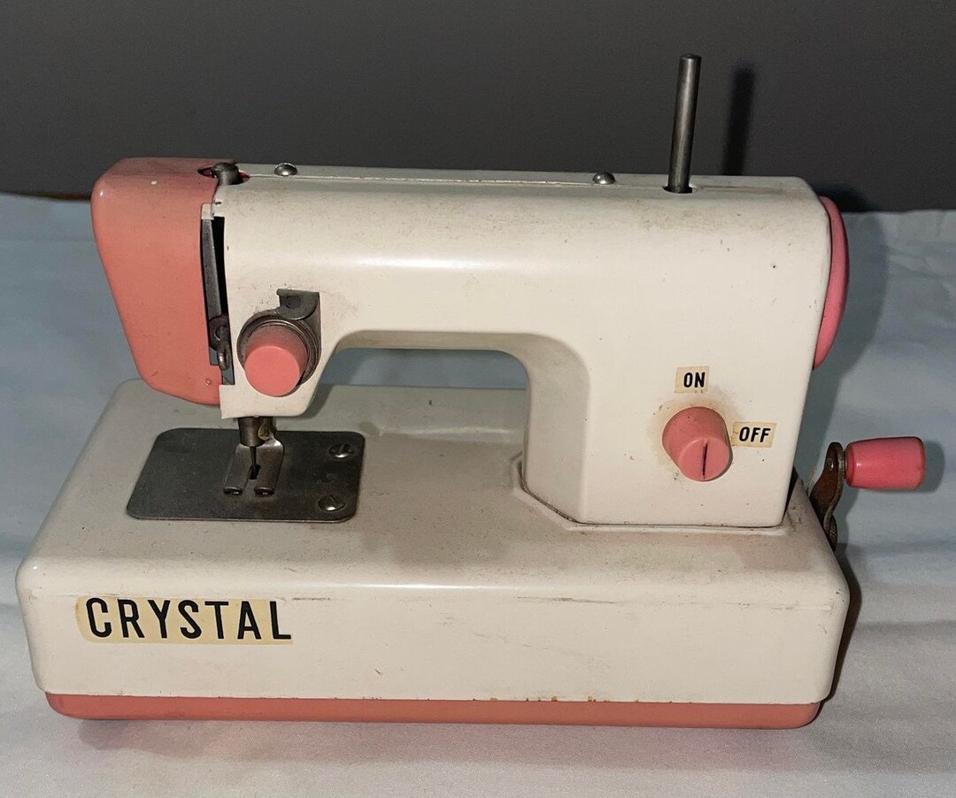 Vintage CRAGSTAN CRYSTAL Sewing Machine Toy- Missing Pedal - Etsy