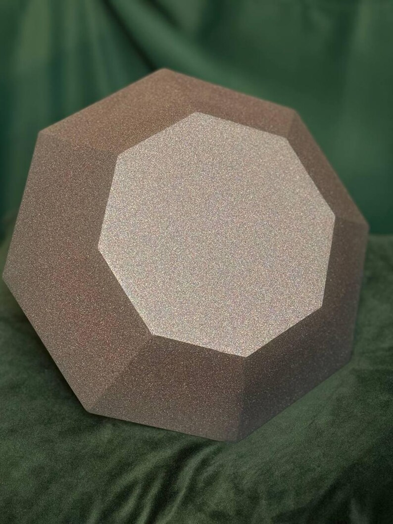 Handcrafted Decorative Sculpture Diamond Silver Color Sculpture Metal ...