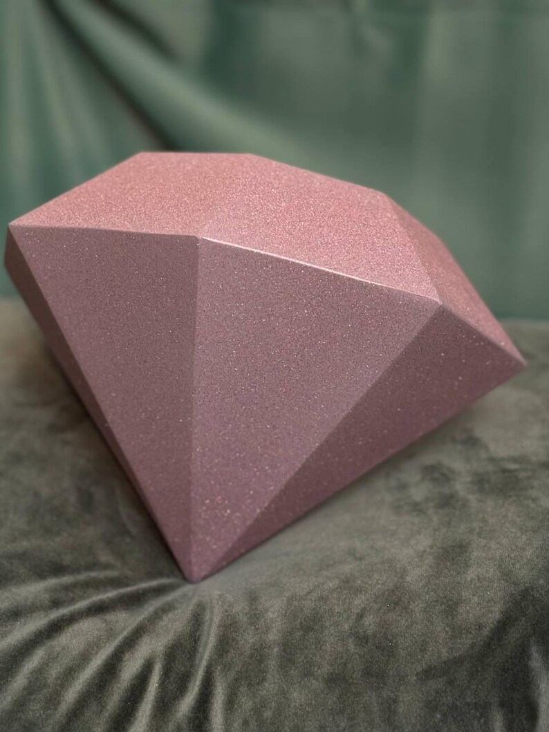 Handcrafted Decorative Sculpture Diamond Silver Color Sculpture Metal ...