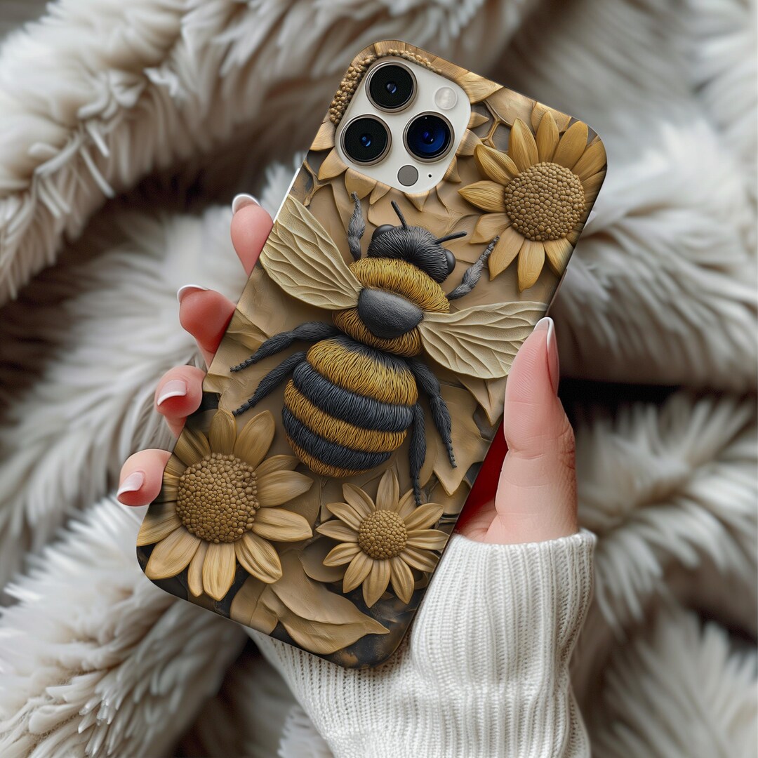 3D Bee Phone Case, Nature-inspired Aesthetic Case Realistic Floral Bee ...