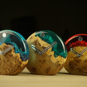 Luxury Burl Elm & Epoxy Resin Clock – Chameleon Color Edge, Modern ...