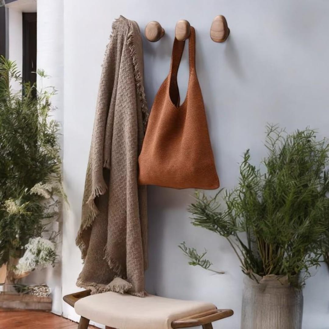 Scandinavian Solid Wood Clothes Hook Wall-mounted Pebble Shape Coat ...