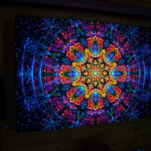 UV Blacklight Active Backdrop Wall Hanging Trippy Psytrance Psychedelic ...