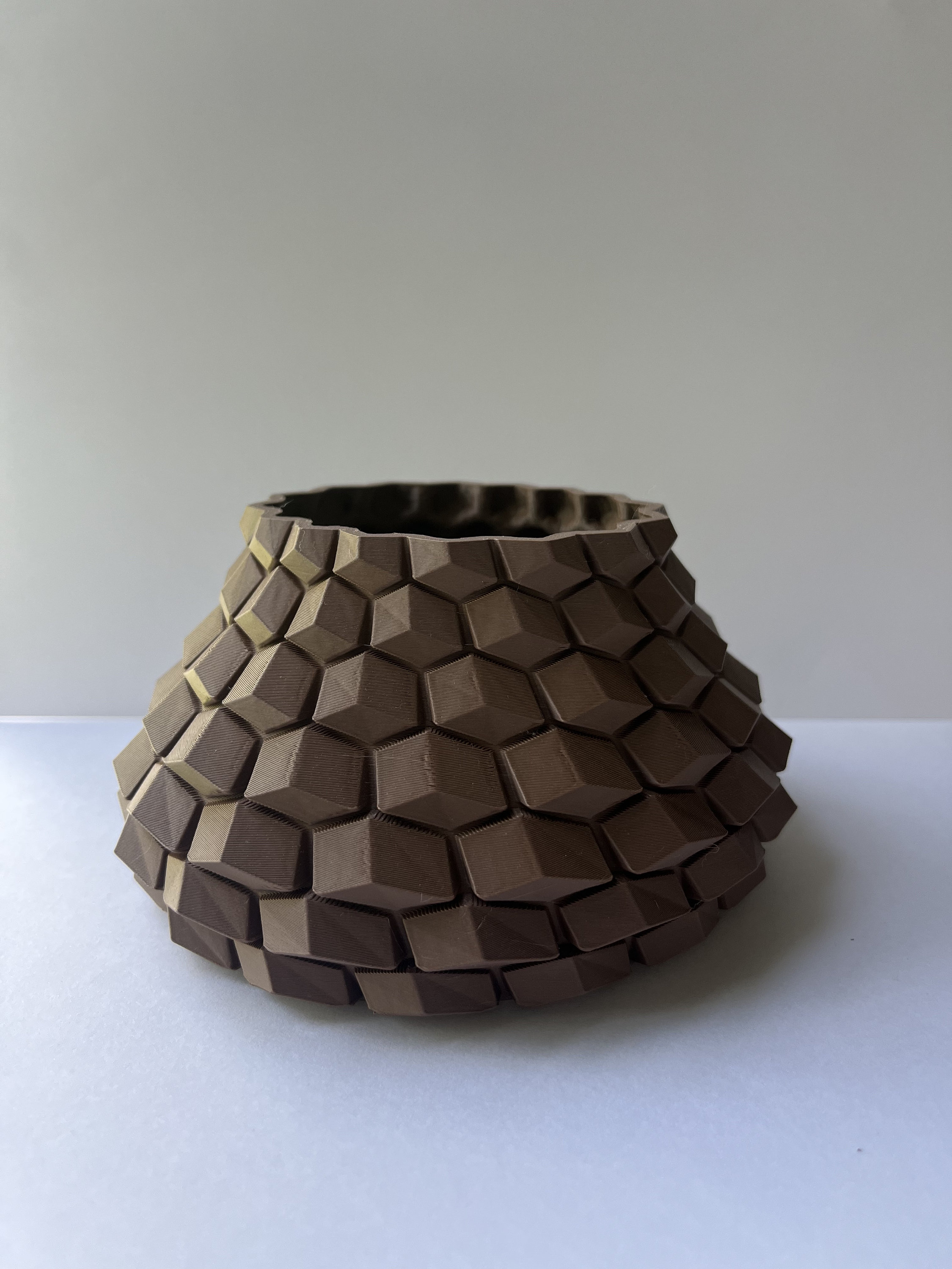 3D Printed Geometric Modern Plant Pot - Display Indoor Houseplants or ...