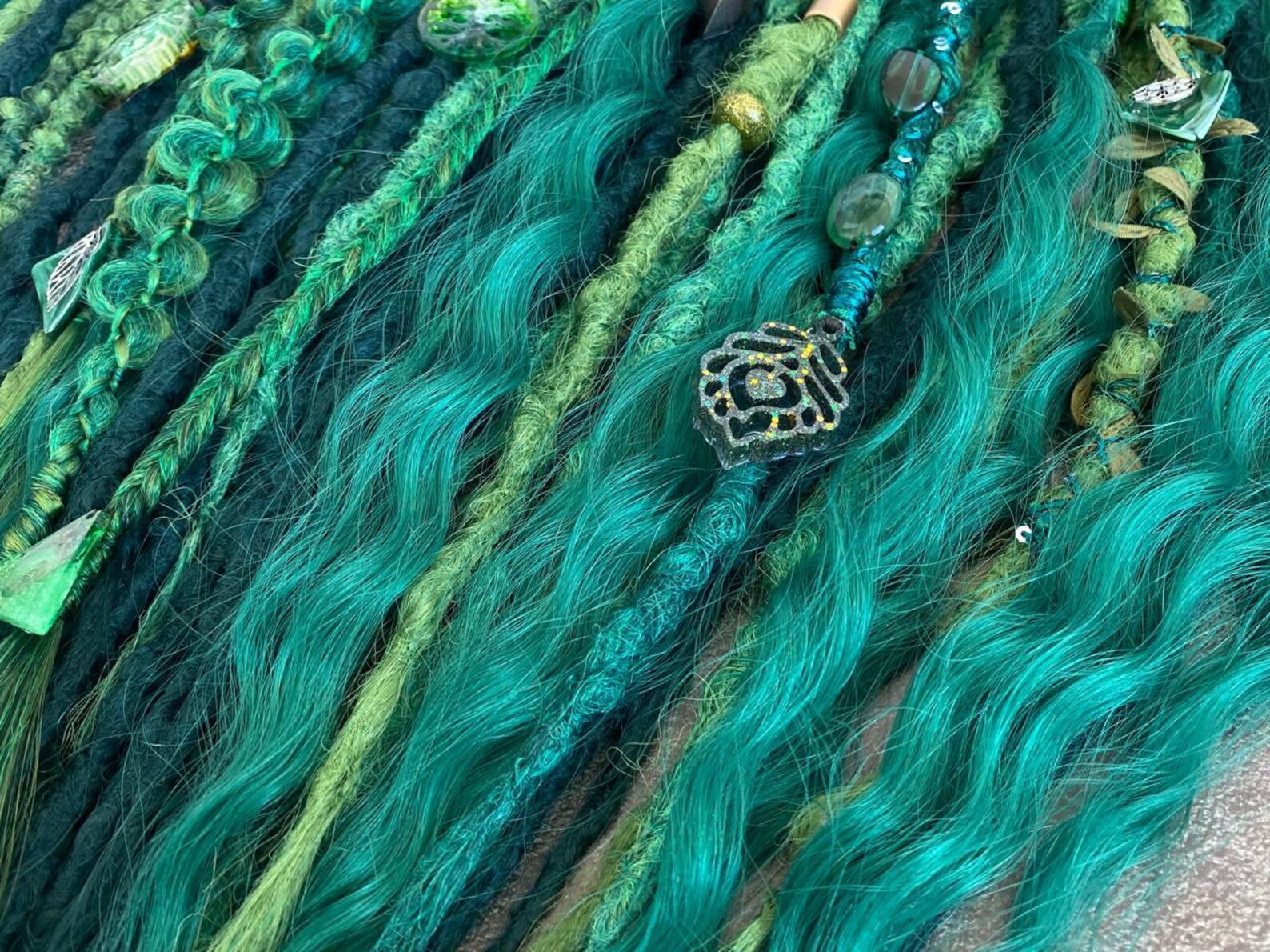 Green Synthetic Textured DE or SE Dreadlocks Full Set, Forest Crochet ...