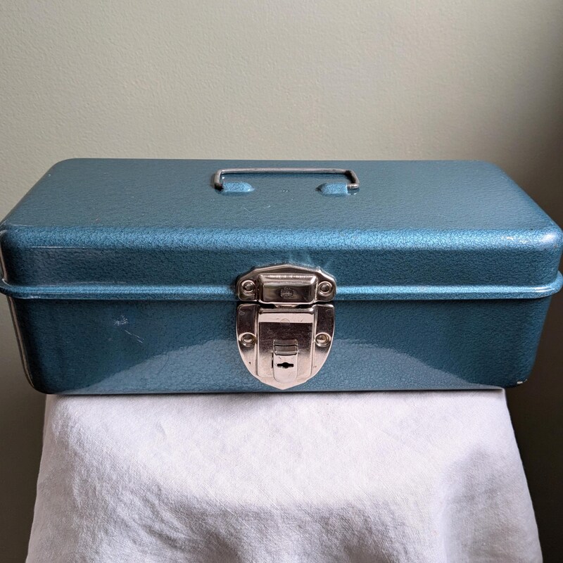 Metal Tool Box - Etsy